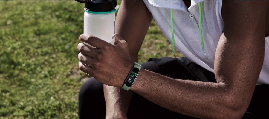 Mi Smart Band 5 Review